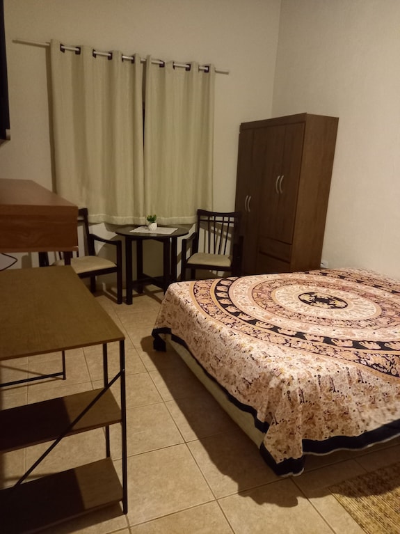 Chalé Em Ubatuba\n Praia Do Itaguá - Ubatuba