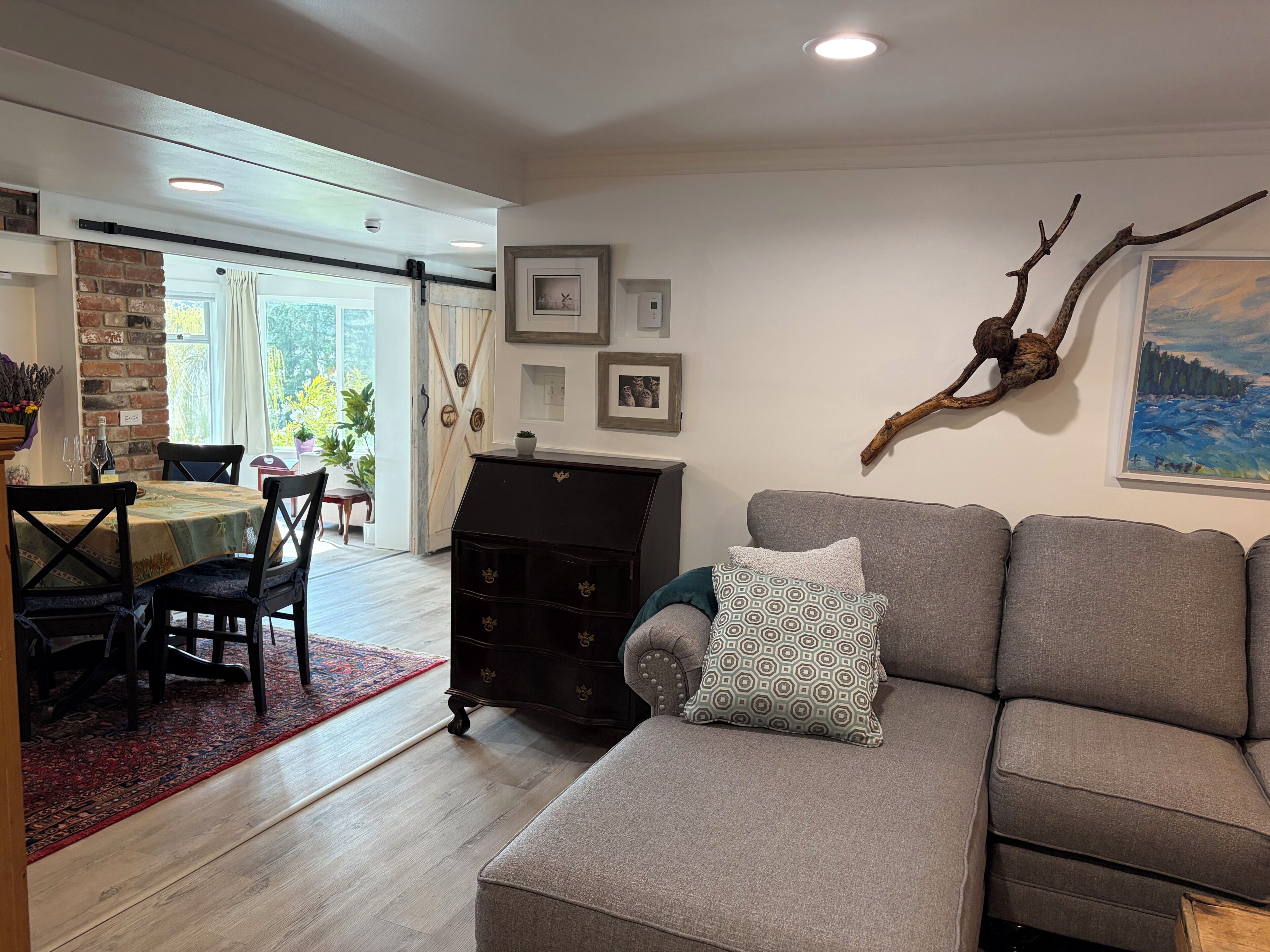 Lakefront Suite On Langford Lake  Private Wharf, Water Toys, Family Fun - Langford