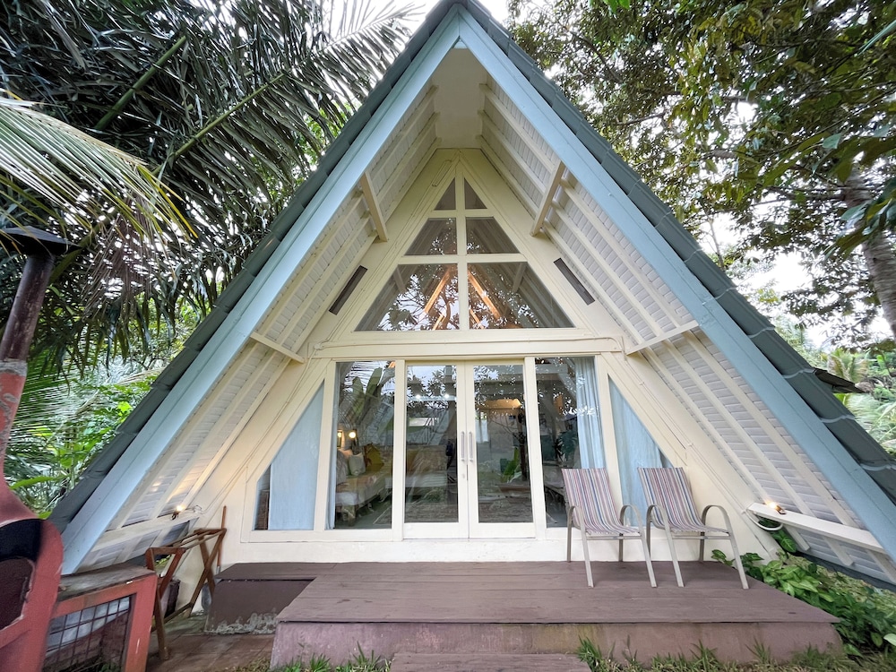 Frame Cabin With Endless Rice Field View - Bali