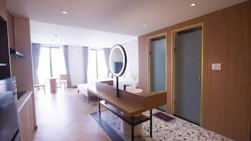 Cofre no quarto, secretária