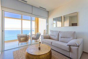 Intempo by Holuxe - 322 - 32nd floor Reviews, Deals & Photos 2026 - Expedia