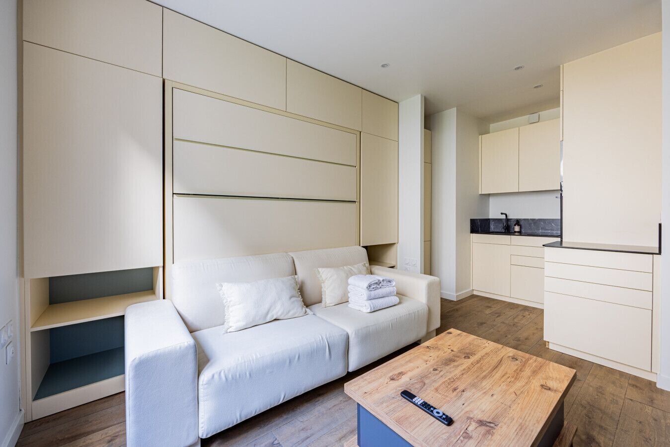 12 Bd Jean Mermoz, 92200 Neuilly-sur-seine, France - Neuilly-sur-Seine