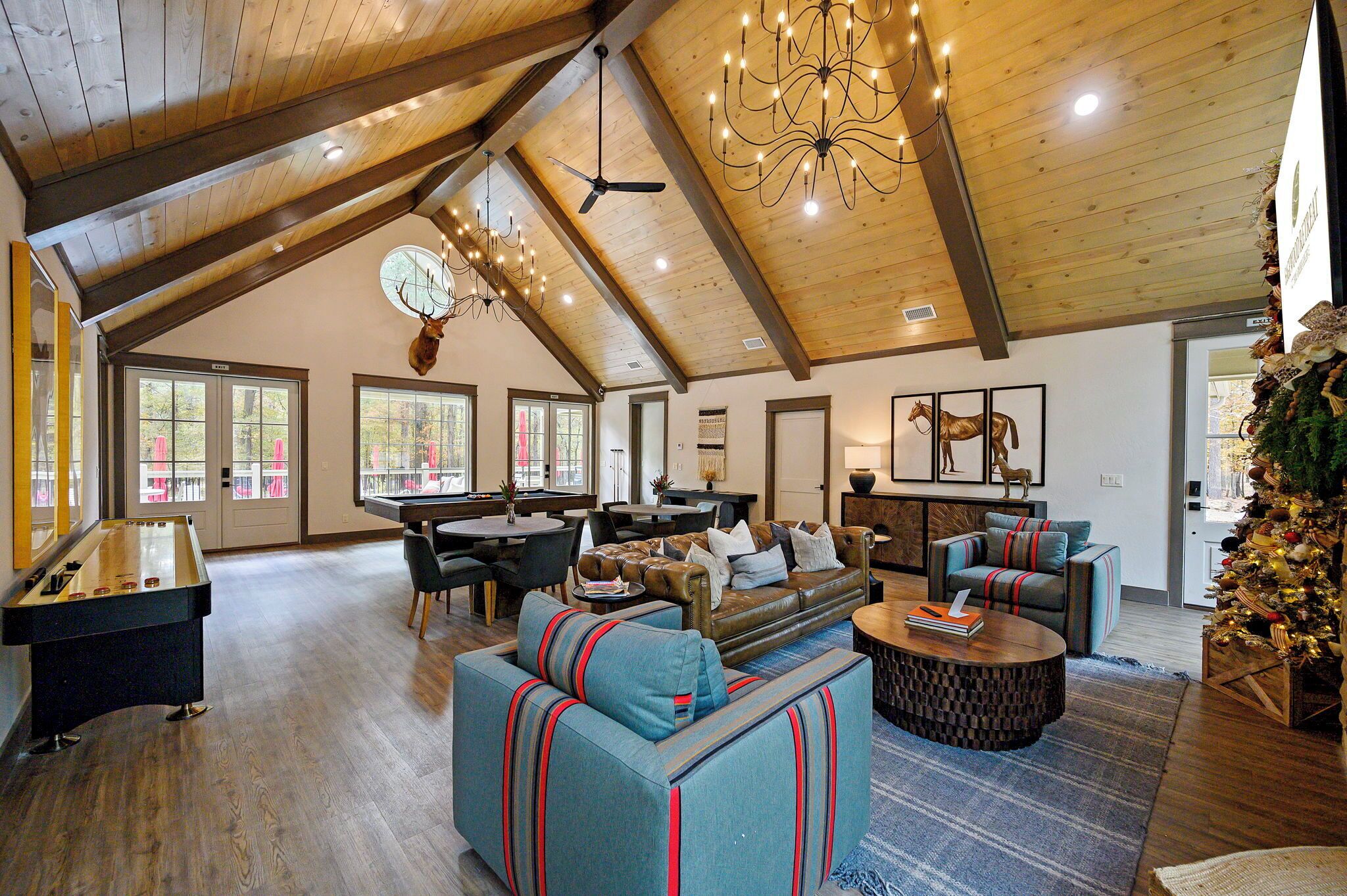 Luxury Resort Cabin W Pool/tennis/hot Tub/kids Fav  Nema 14-50 Outlet  Slps 18 - 布羅肯鮑