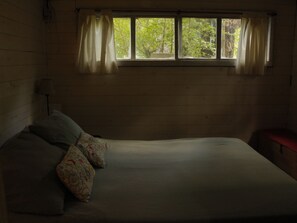 Cabine, varanda, vista para o jardim | Wi-fi grátis 