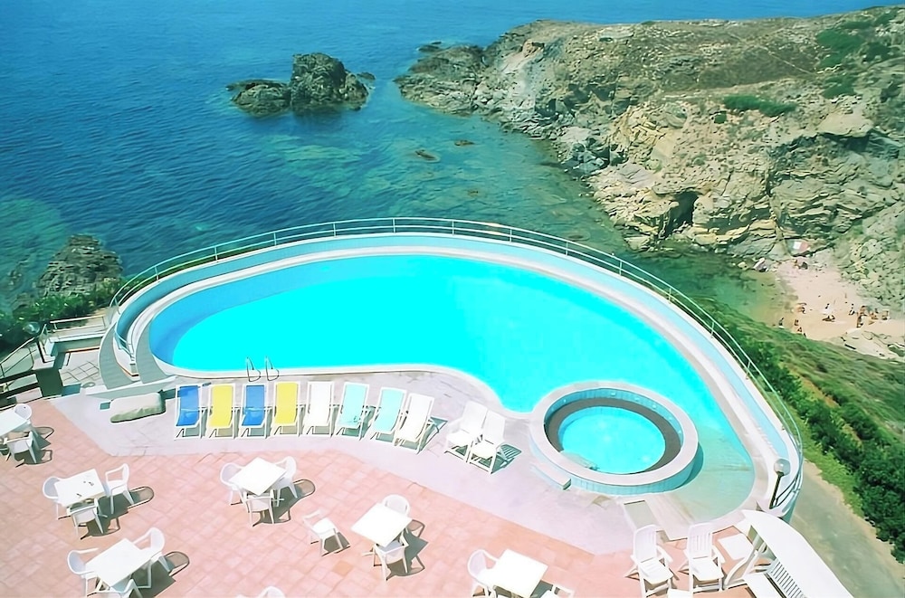 Zeeva Hotel & Resort - Province of South Sardinia