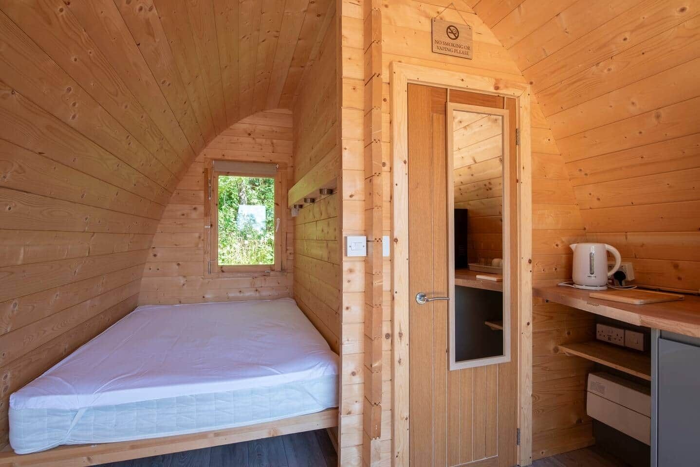 Riv Pod Tranquil Pod Set Within Woodland Lakes - Thirsk
