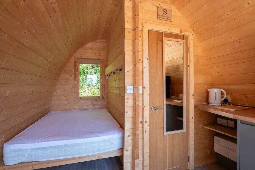 Riv Pod Tranquil Pod Set Within Woodland Lakes - Thirsk