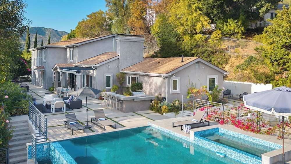La Hillside Retreat W/ Pool, Views, Fire Pit & Outdoor Lounging Casa Bellagio By Avantstay - Culver City