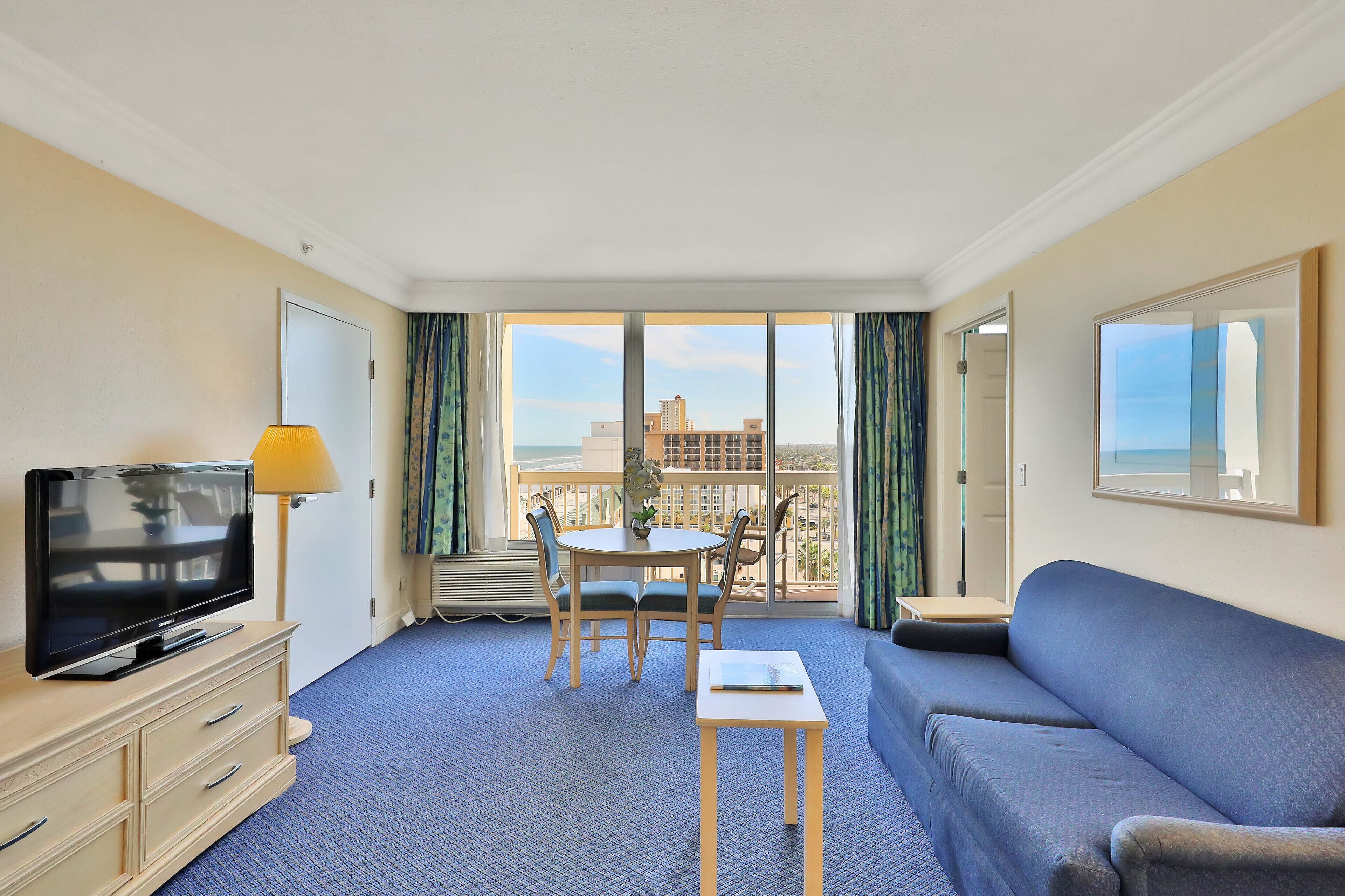 Oceanview Condo With Balcony, Pools & Beach Access - Ormond Beach, FL