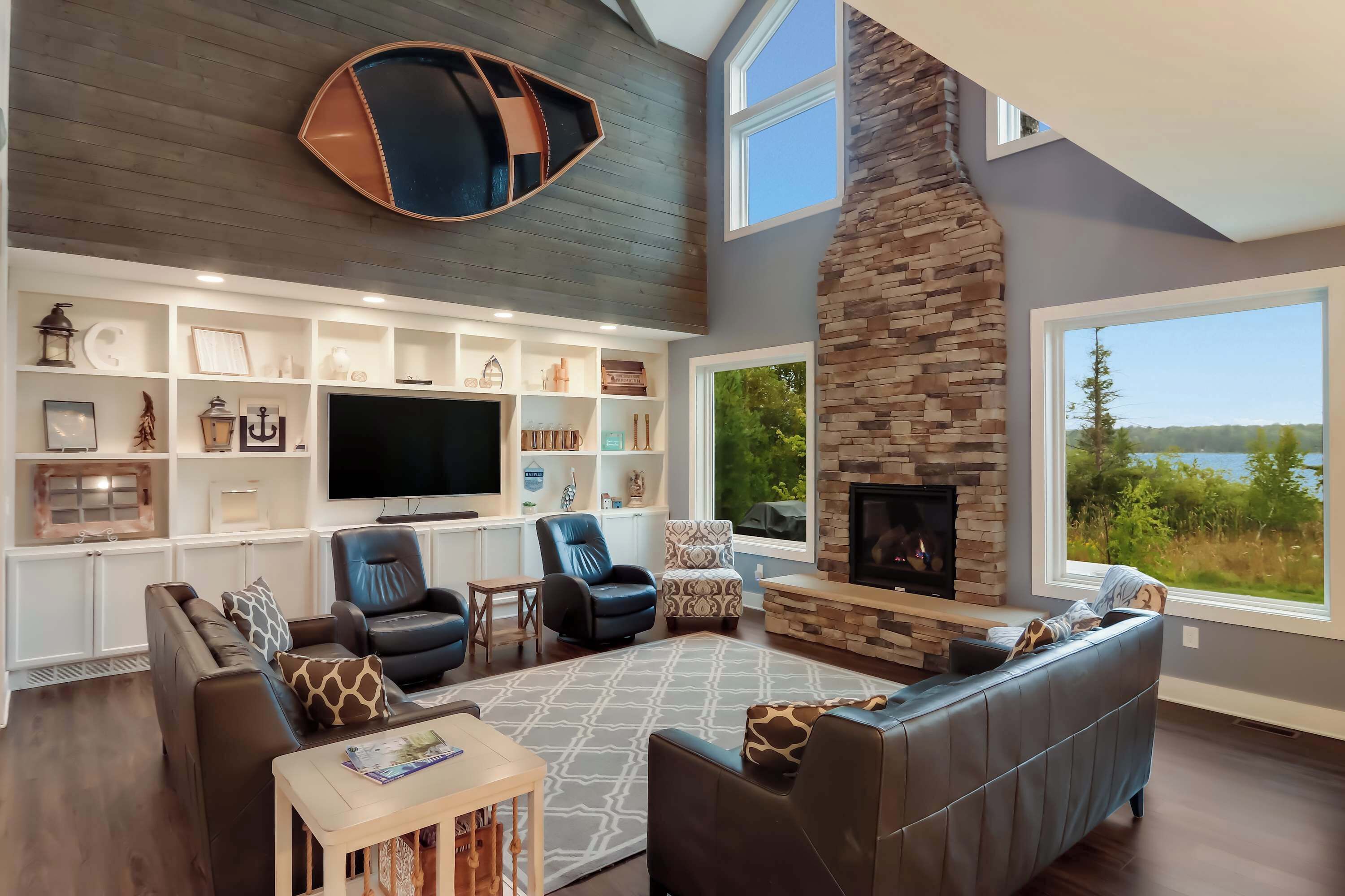 Bear Feet Retreat Hot Tub Dogs Ok - Glen Arbor, MI