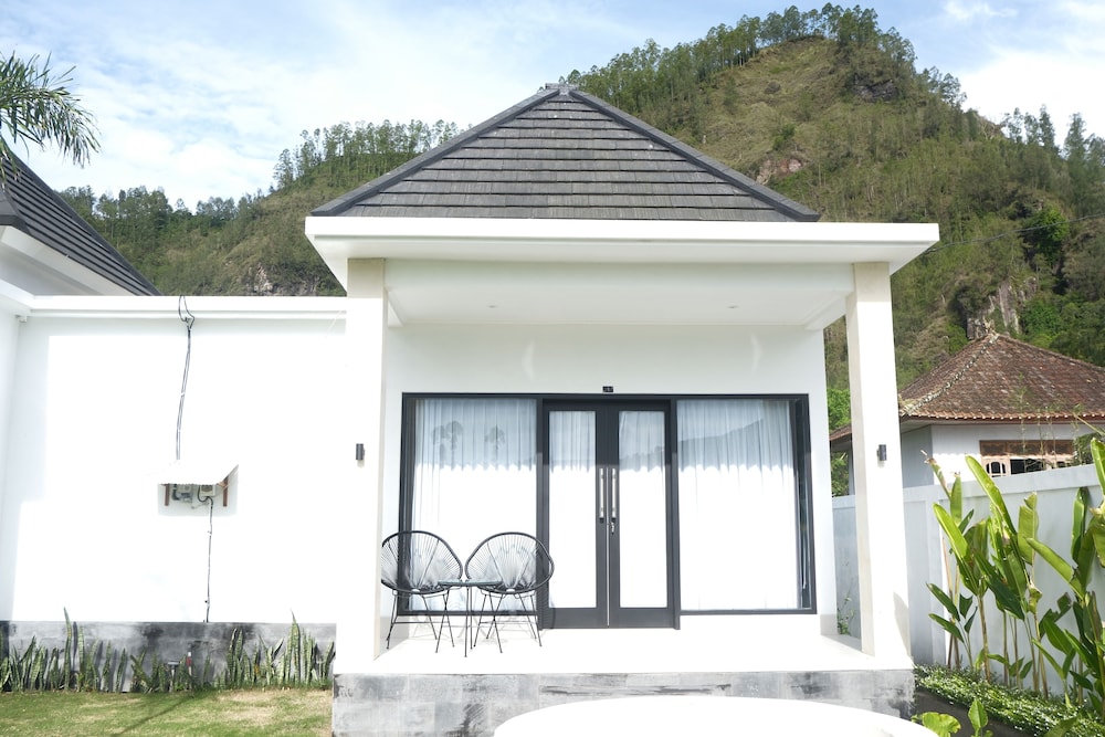 The Vici Batur Villa & Restaurant - Bali