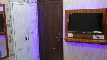 Quarto Duplo | Wi-fi grátis, roupa de cama fornecida