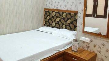 Quarto Duplo | Wi-fi grátis, roupa de cama fornecida