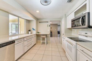 Casa (2 Bedrooms) | Interior