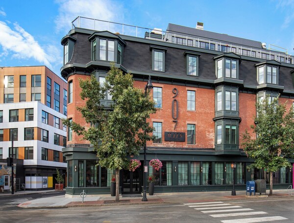 Lark Hotels 907 Main - Cambridge, MA