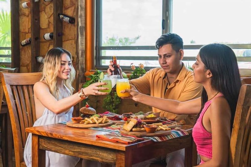 Pelican Inn At Las Dunas Resort - Yucatan, Mexico