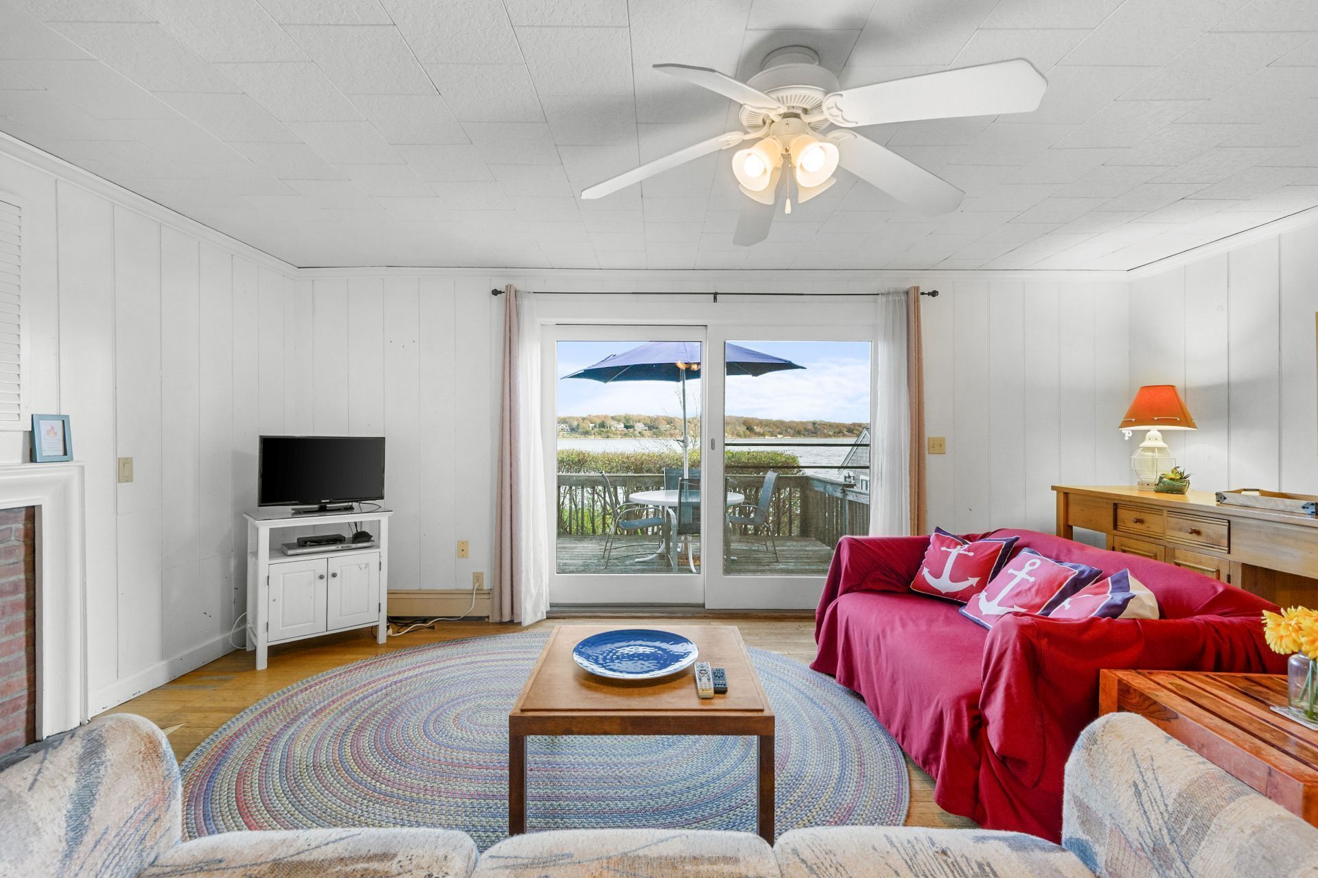 Peaceful Waterfront Cottage Escape - Chatham, MA