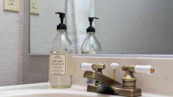 New Cityside Stay 3br Retreat Near Dt W Patio - Reno, NV