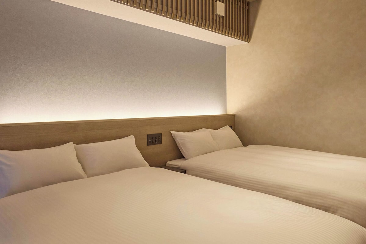 Cortinas blackout, Wi-Fi de cortesia, individualmente mobiliados