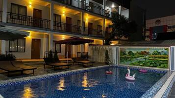 Piscina exterior