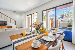 Villa Exclusiva | Sala de estar | Smart TV de 50 polegadas com canais por cabo, Netflix 