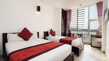 Quarto Triplo Superior | Wi-fi grátis, roupa de cama fornecida