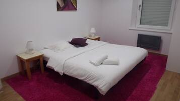 Casa, 2 quartos, não fumadores, não se aceitam animais de estimação | Wi-fi grátis