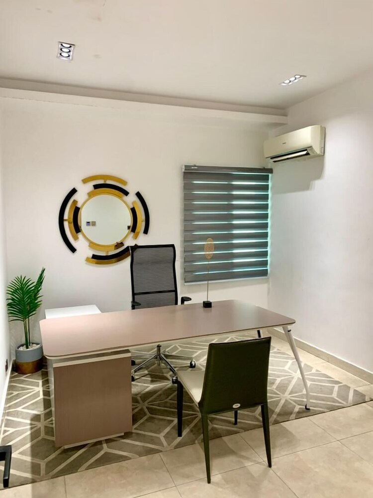 Sujimoto luxury Reviews, Deals & Photos 2026 - Vrbo