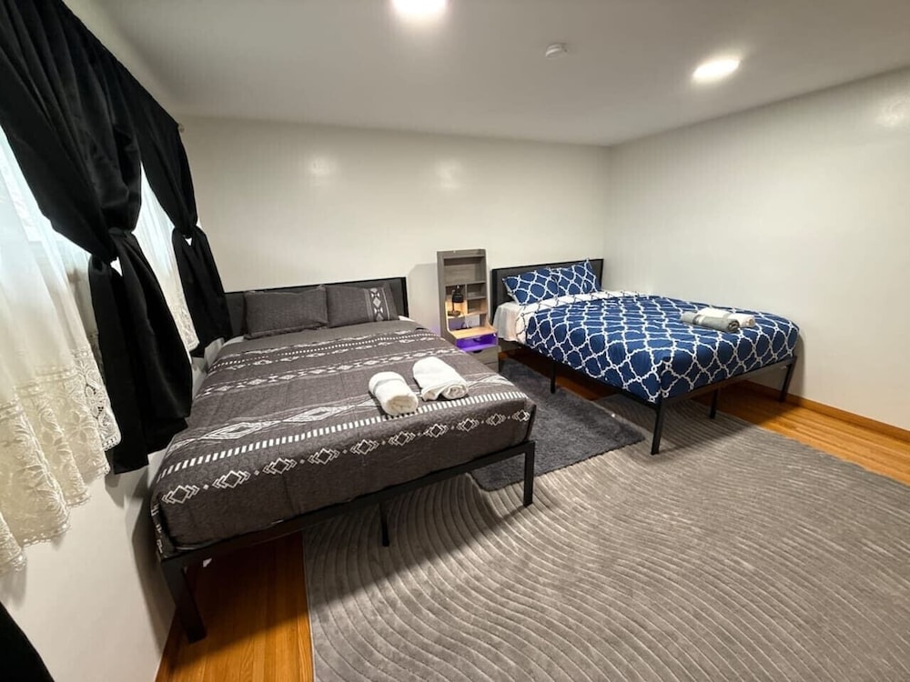 4 Cozy Bedrooms | Pool Table | Backyard Reviews, Deals & Photos 2026 ...