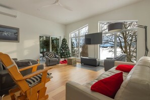 The River Refuge – 16p – Near Omega Park - Latest Reviews, Deals ...