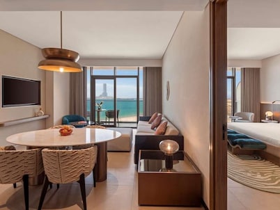 So/ Ras Al Khaimah Hotel & Resort