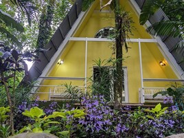 Casa Deluxe, varanda, vista para o jardim | Terraço/pátio interior