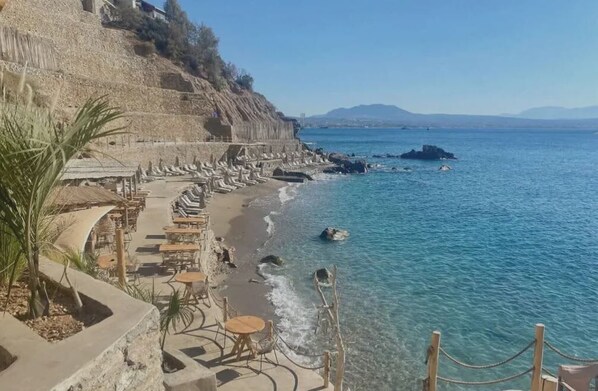 Rustic Retreat - Private Pool in Nature's Embrace Reviews, Deals ...