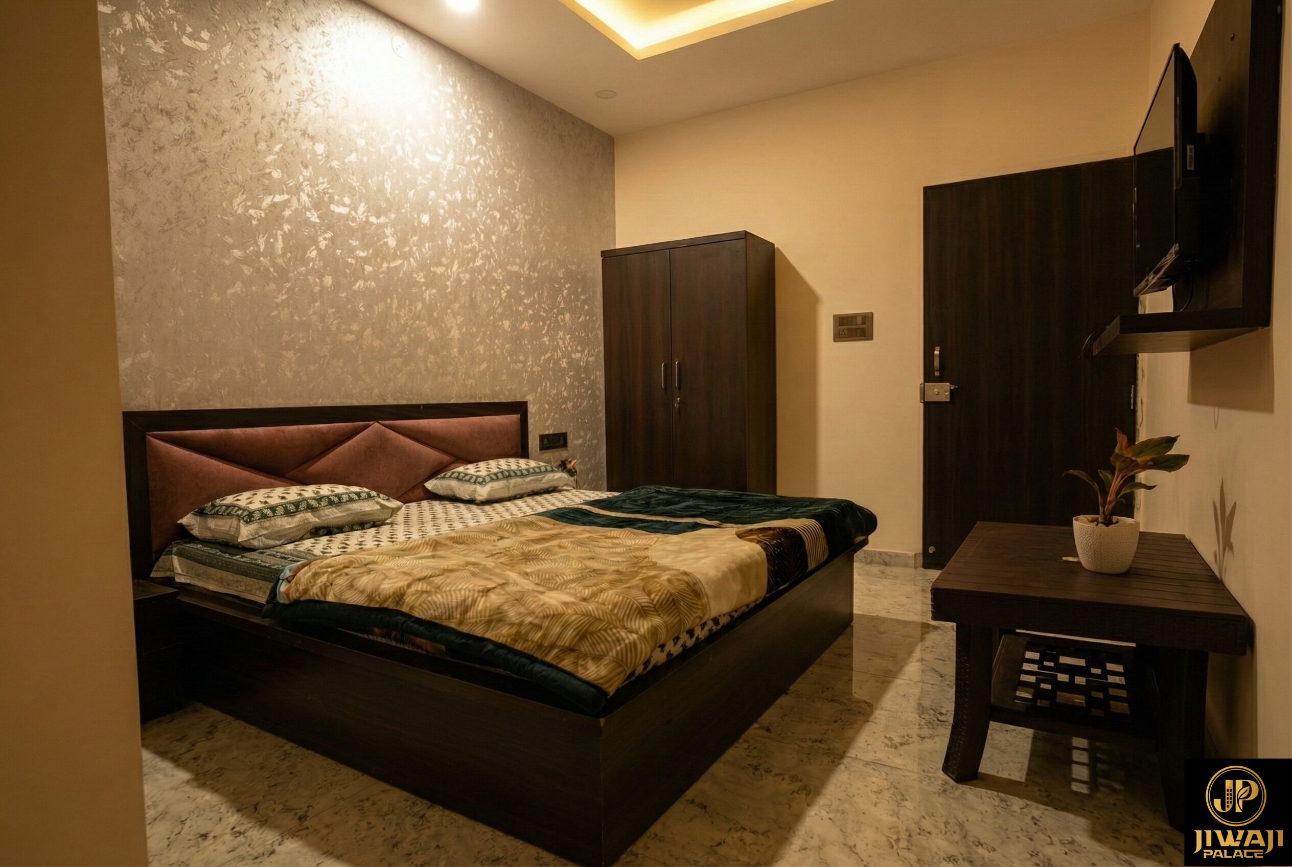 Quarto casal premium | Wi-Fi de cortesia