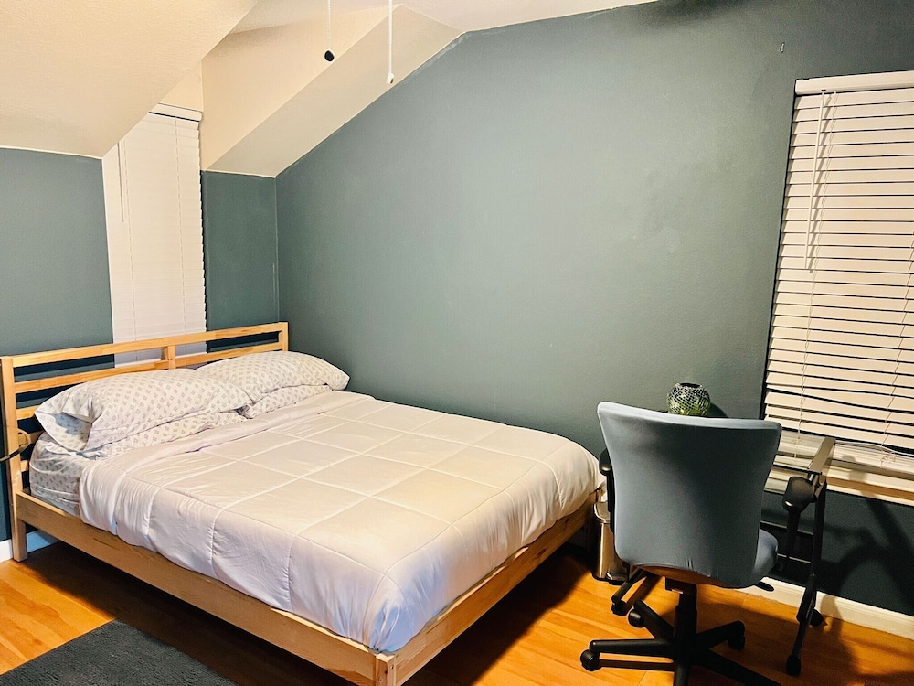 Family Retreat Near Kalahari-sleeps 11 - Austin, TX