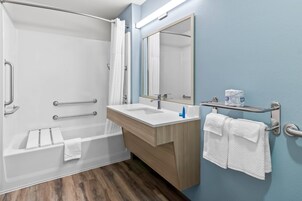 Suite, 1 cama queen-size, polibã adaptado para cadeiras de rodas, não fumadores