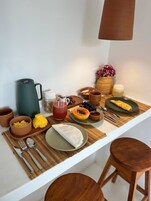 Café da manhã continental grátis todos os dias