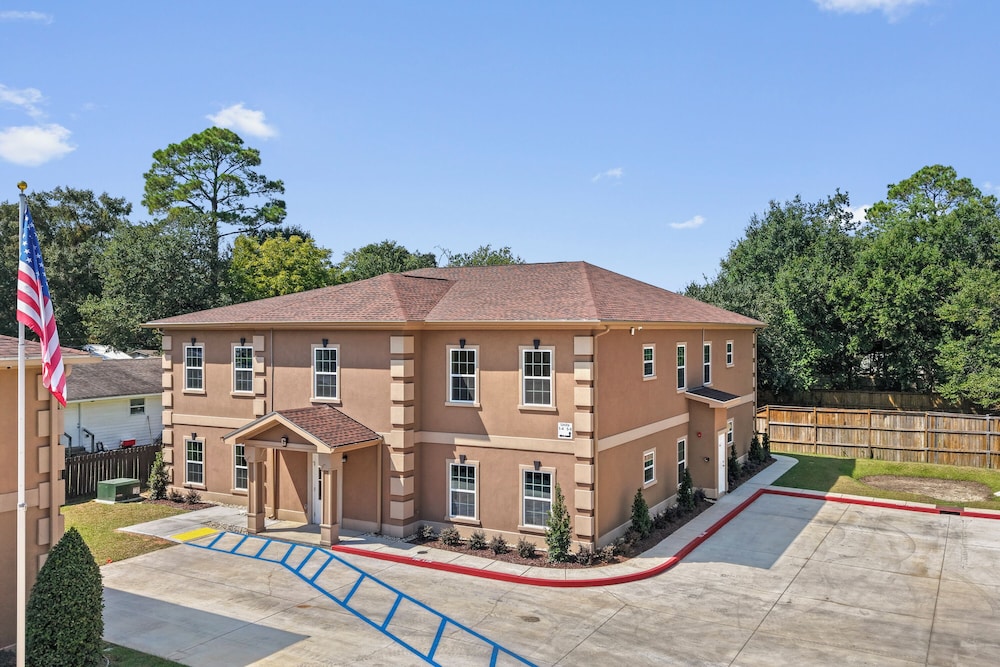 Beaujolais Villas - Harrah's Gulf Coast