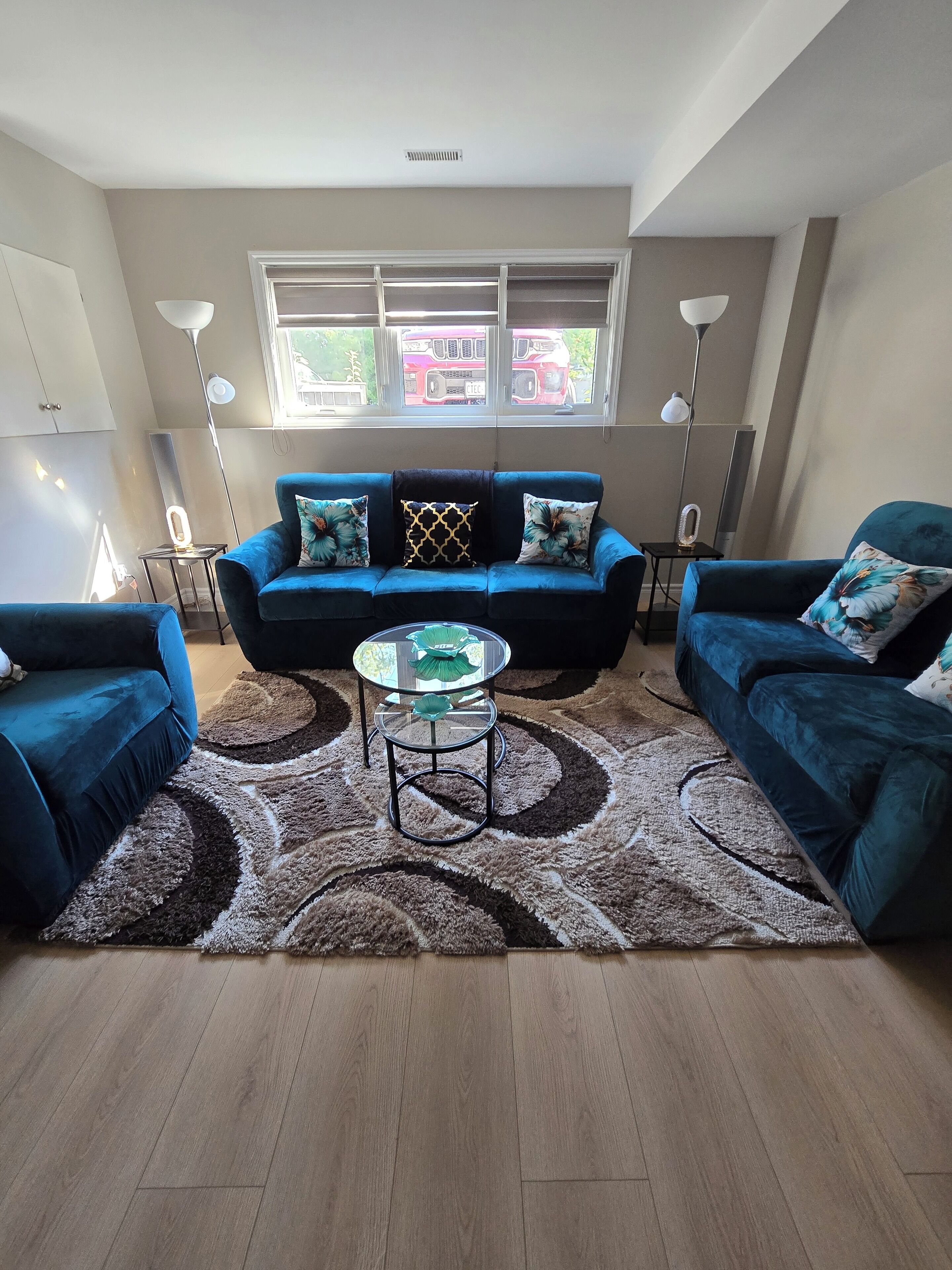 Clean Comfy 2 Bedroom Suite Near Niagara Falls - St. Catharines