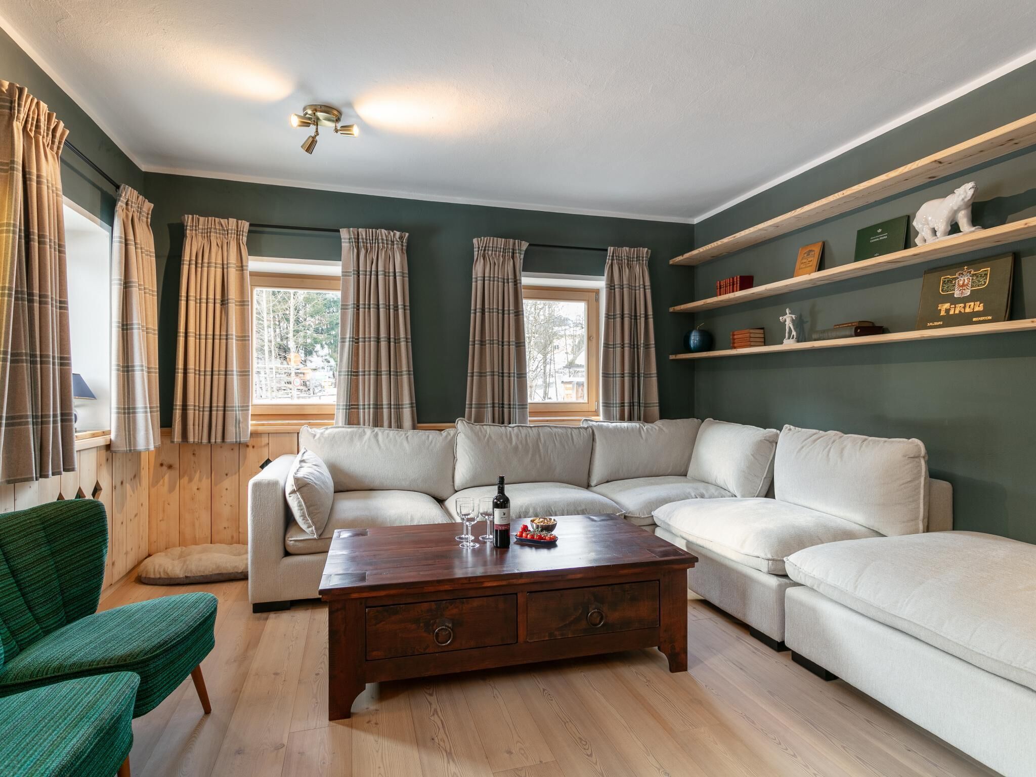 Spacious Chalet With Private Garden - Brixen im Thale