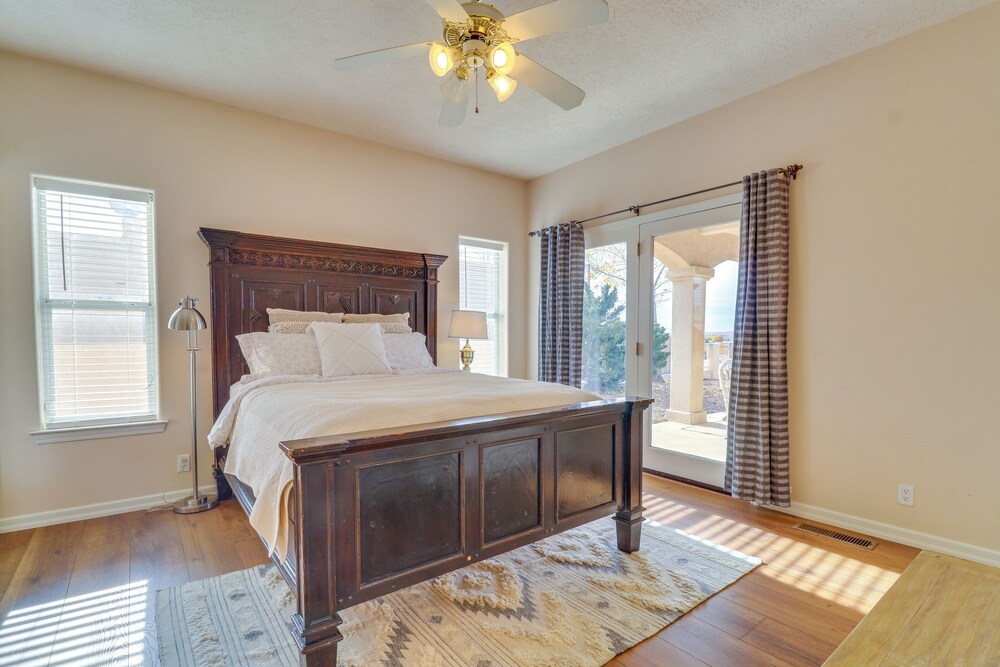 Patio w/ Tranquil Views! Elegant Rio Rancho Home - Rio Rancho | Vrbo