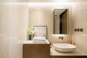 Apartamento de Luxo, Vista para a cidade | Casa de banho