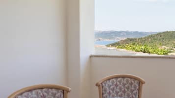 Quarto Triplo Clássico, varanda | Varanda