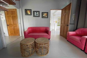 Loft família, vista para a piscina | Vista do quarto