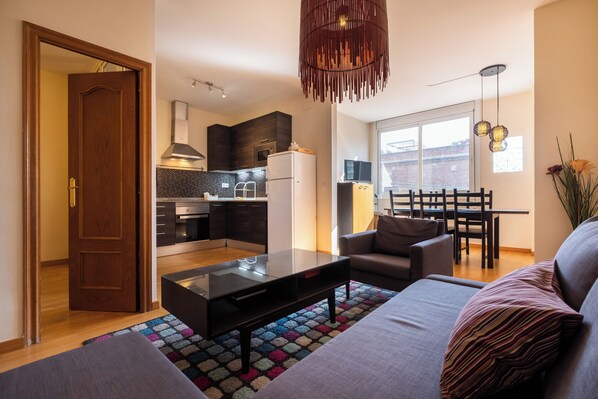 Ramon Turró - Nice apartment in Poble Nou near the beach Reviews, Deals ...