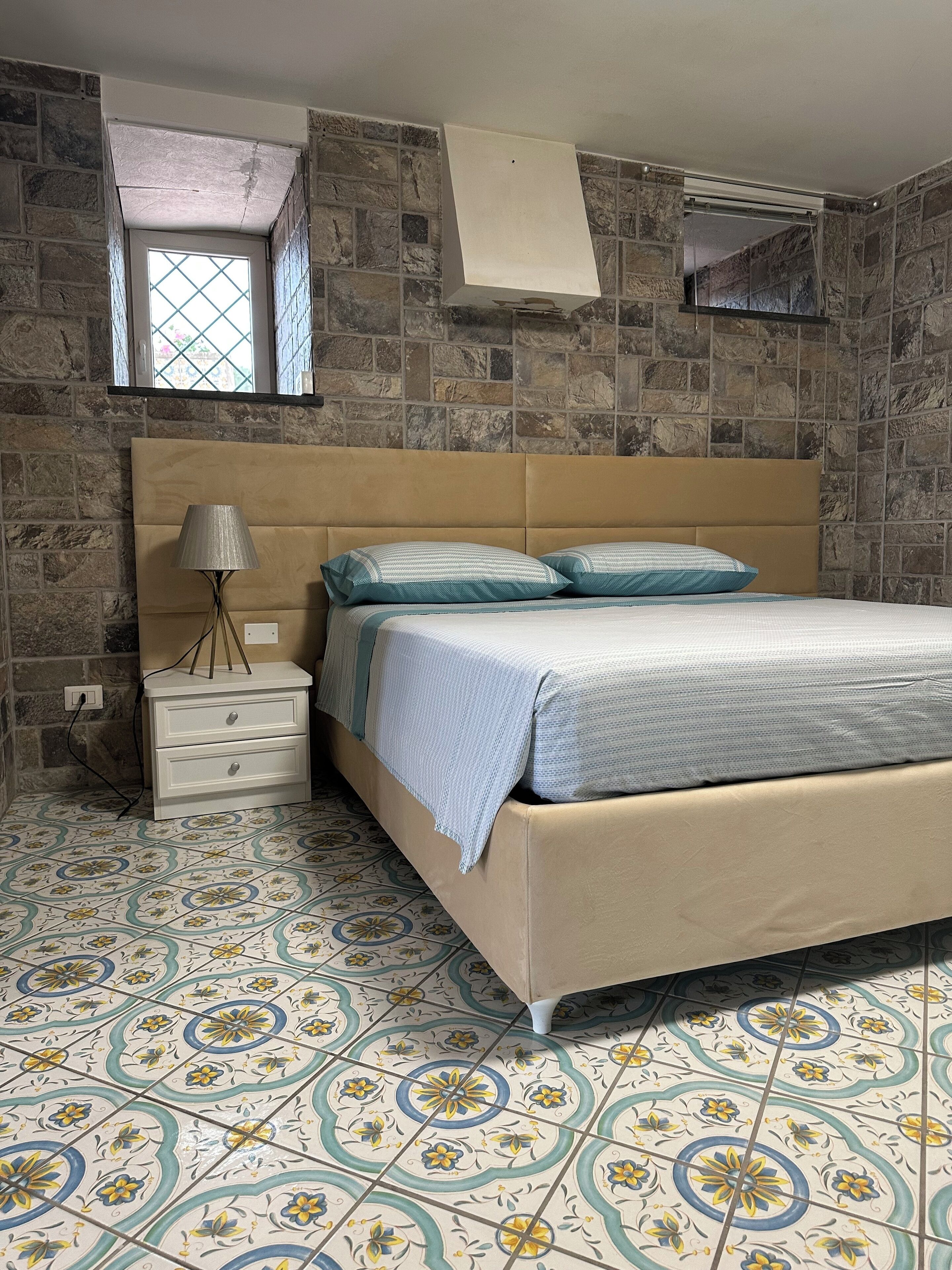 Accommodation Nestled In Vesuvius Park With A View Of The Entire Bay Of Naples - Torre del Greco