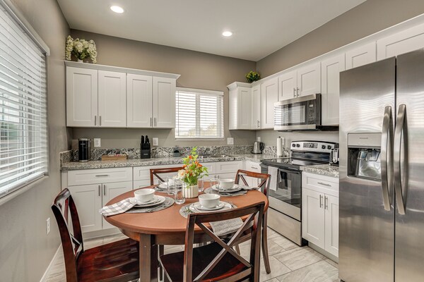 14 Mi To Saguaro Np: Adventure-ready Townhome - Tucson, AZ