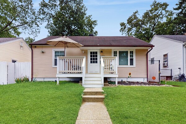 3br House W/ Hot Tub, Fire Pit & Near Beach - LaPorte County, IN