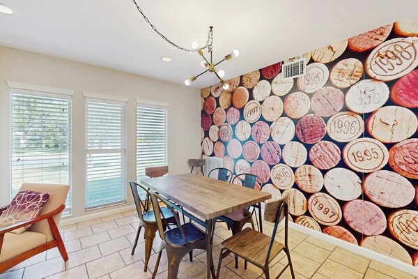 Wine Country Retreat W/ Yard: 1 Mi To Main Street - Fredericksburg, TX