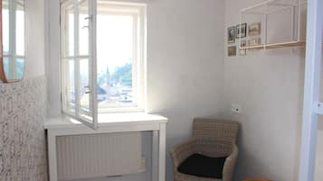 Quarto duplo, vista para a cidade | Wi-Fi de cortesia